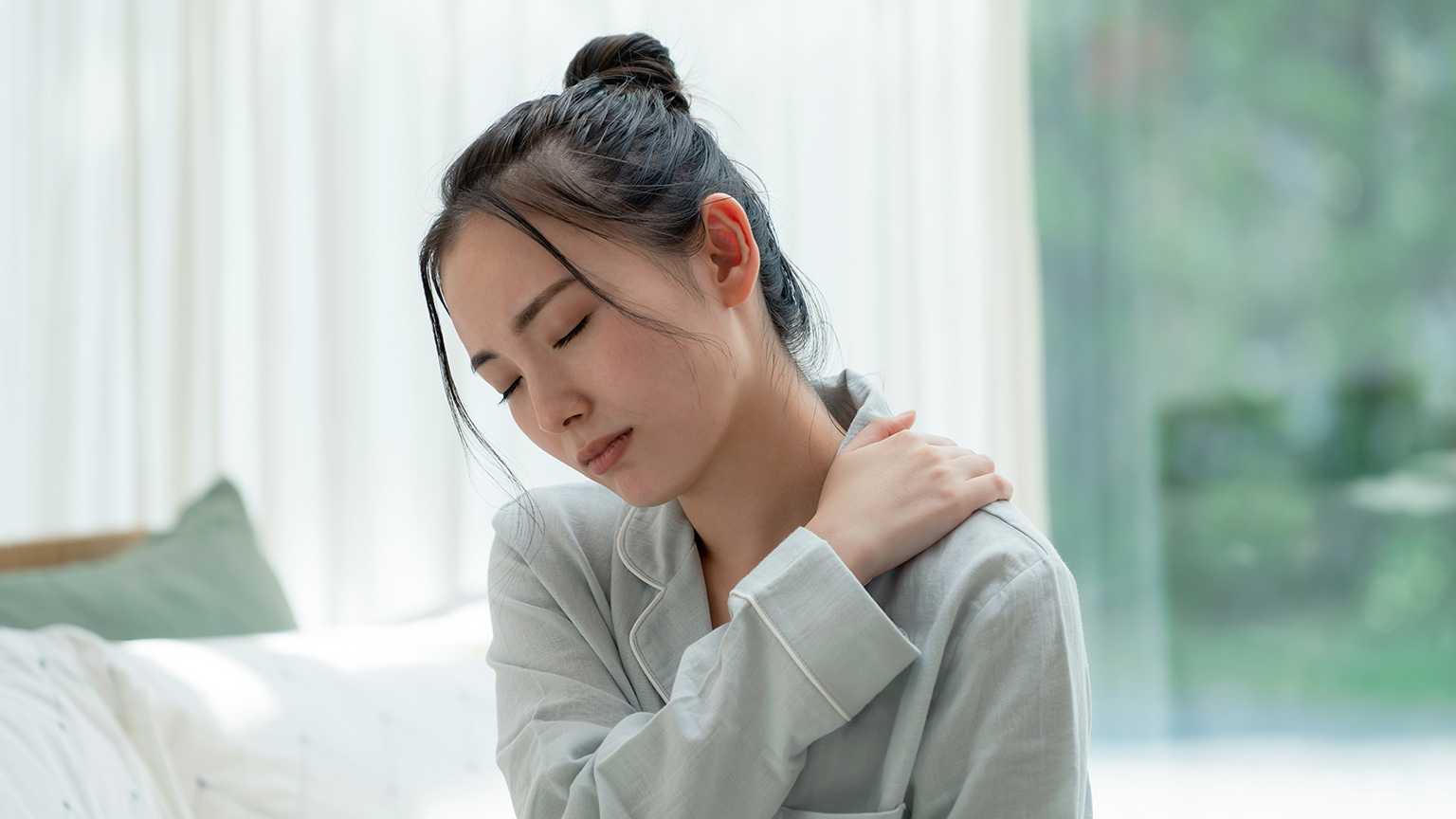 Physical Anxiety Symptoms and How to Cope - LifeStance Health