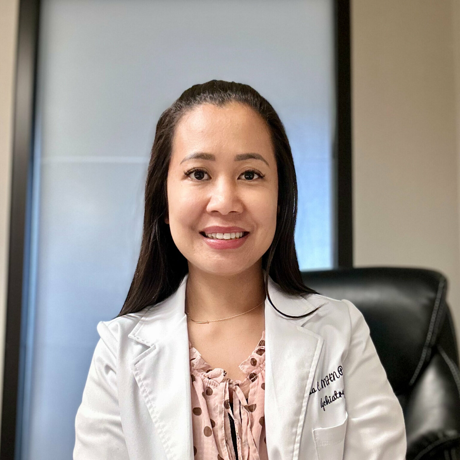 Nurse Practitioner in Wheaton, Illinois, Tessa Castillo, PMHNP