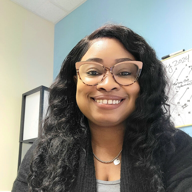 Therapist in Oak Park, Illinois, Martina Lowery, LCSW